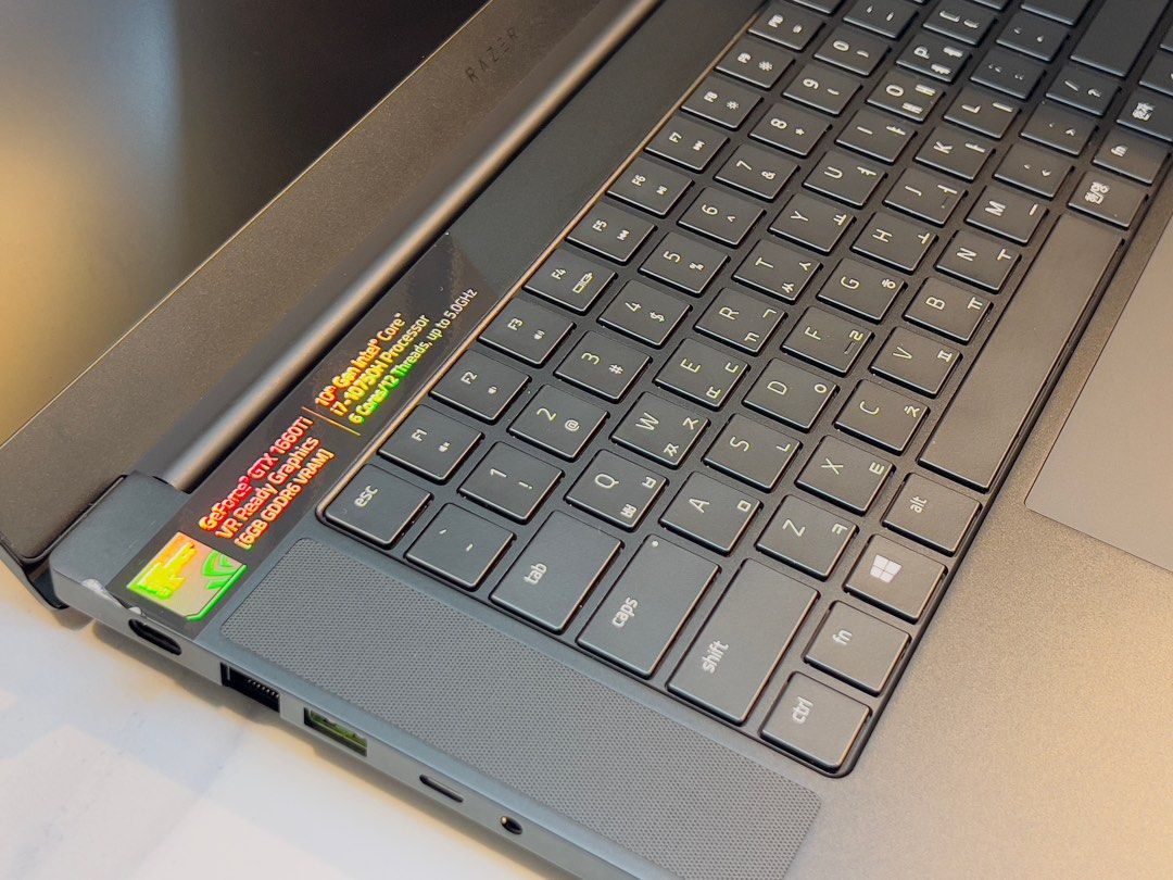 Razer Blade 15 Base Model Early 2020 RZ09-0328 i7 10th Gen 16GB RAM ...