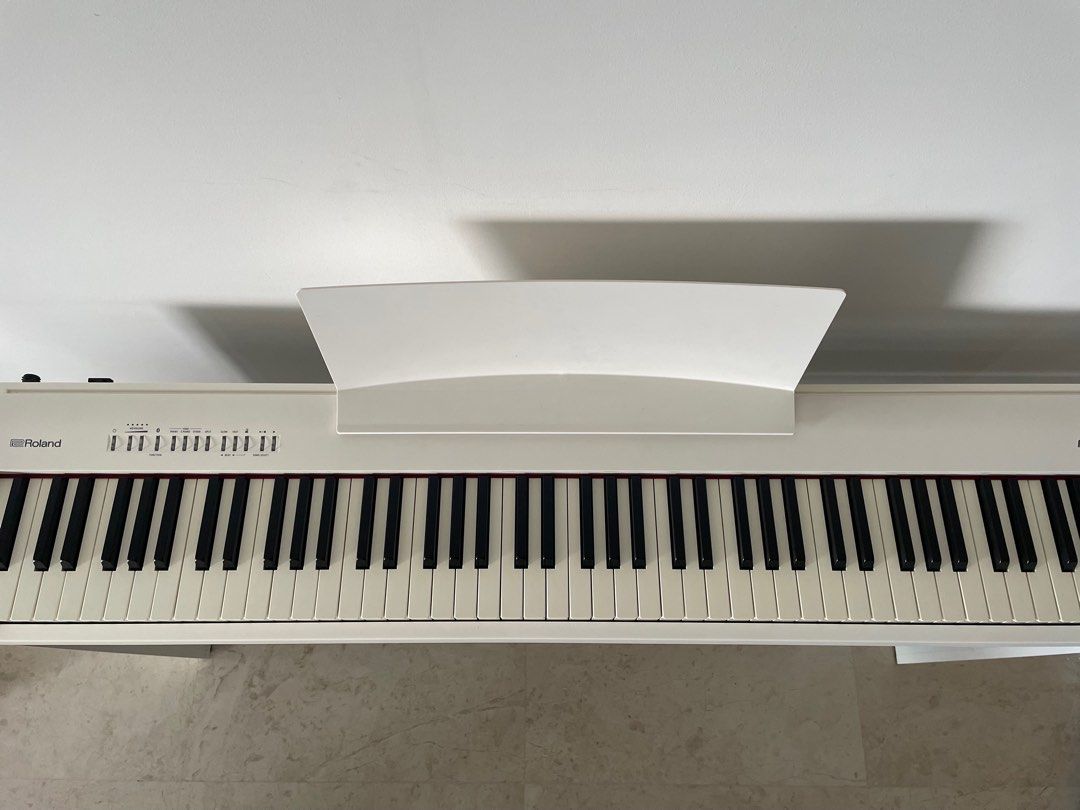 Roland fp 30 digital piano, Hobbies & Toys, Music & Media, Musical Instruments on Carousell
