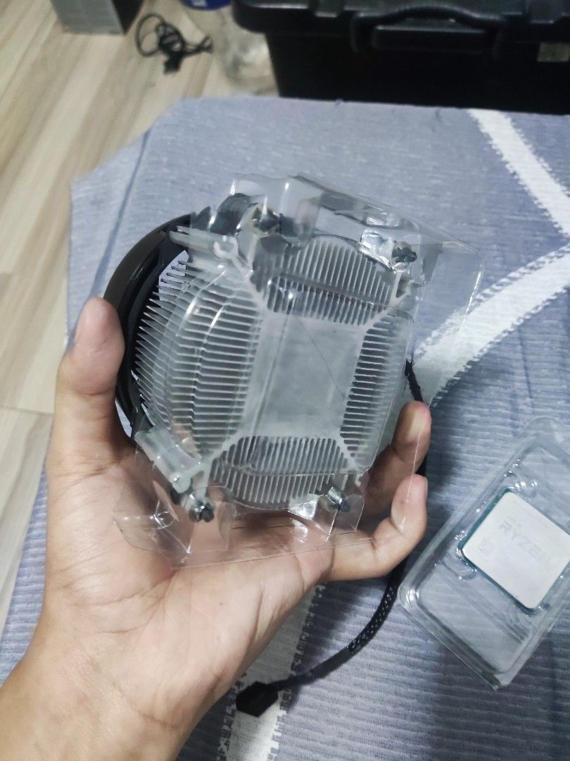 Ryzen 5 3400g + AMD Wraith Cooler, Computers & Tech, Parts ...