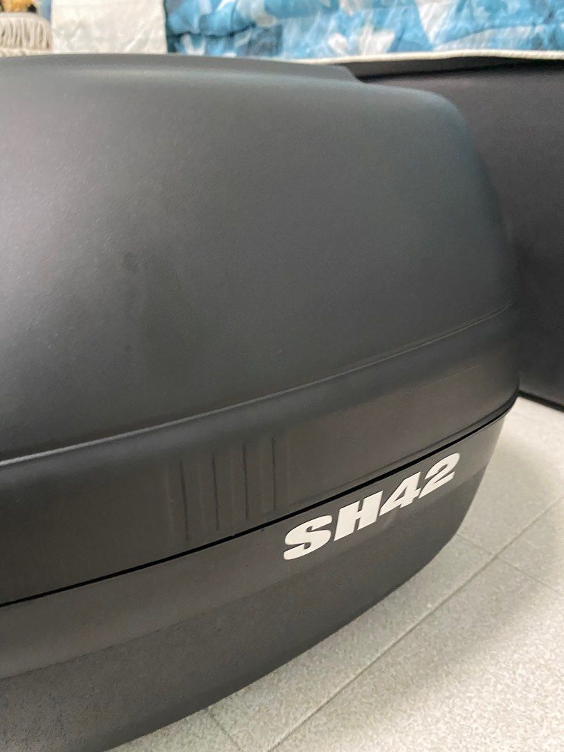 SHAD SH42 Top Case, Motorcycles, Motorcycle Accessories on Carousell