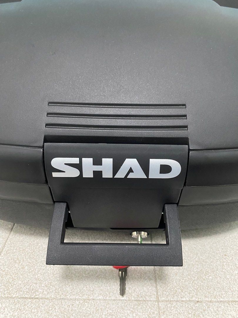 SHAD SH42 Top Case, Motorcycles, Motorcycle Accessories on Carousell