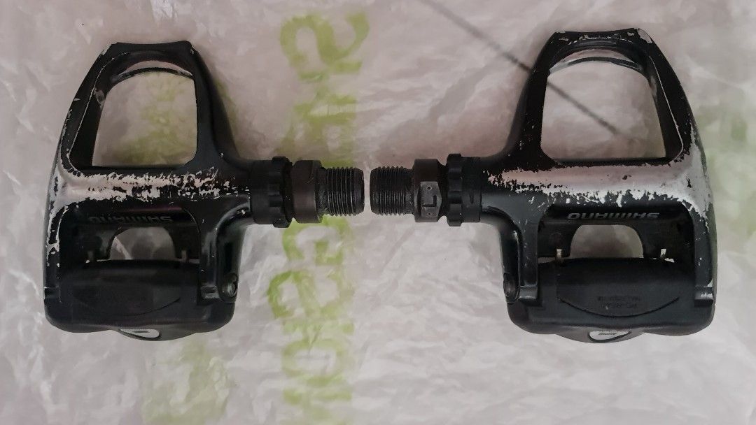 Shimano r540 cleat pedals, Sports Equipment, Bicycles & Parts, Parts ...