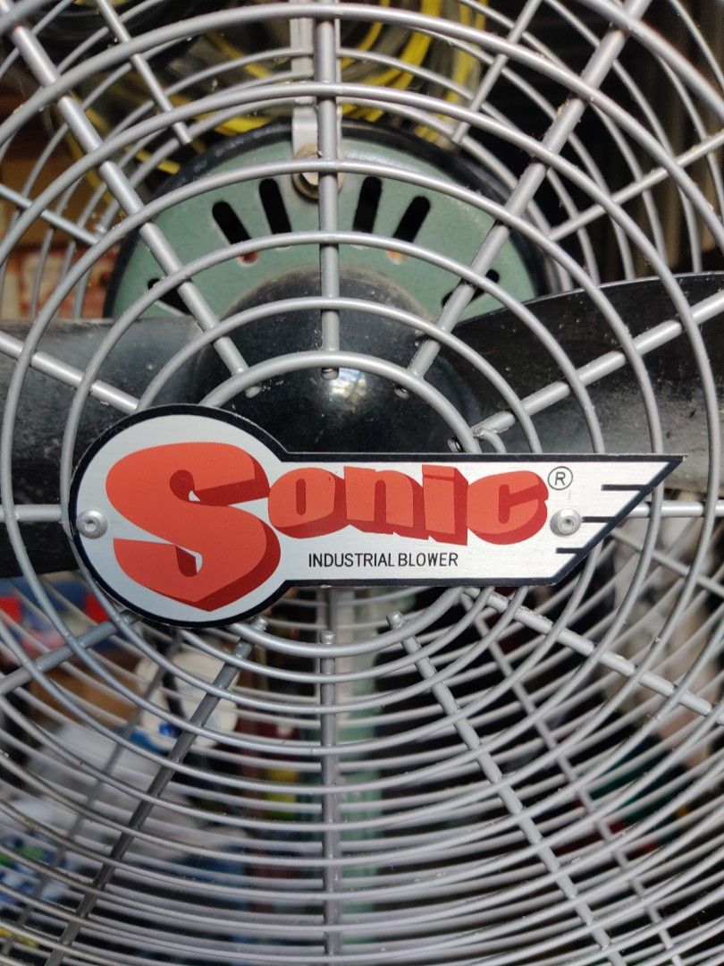 Sonic Industrial Fan 26", Furniture & Home Living, Lighting & Fans ...