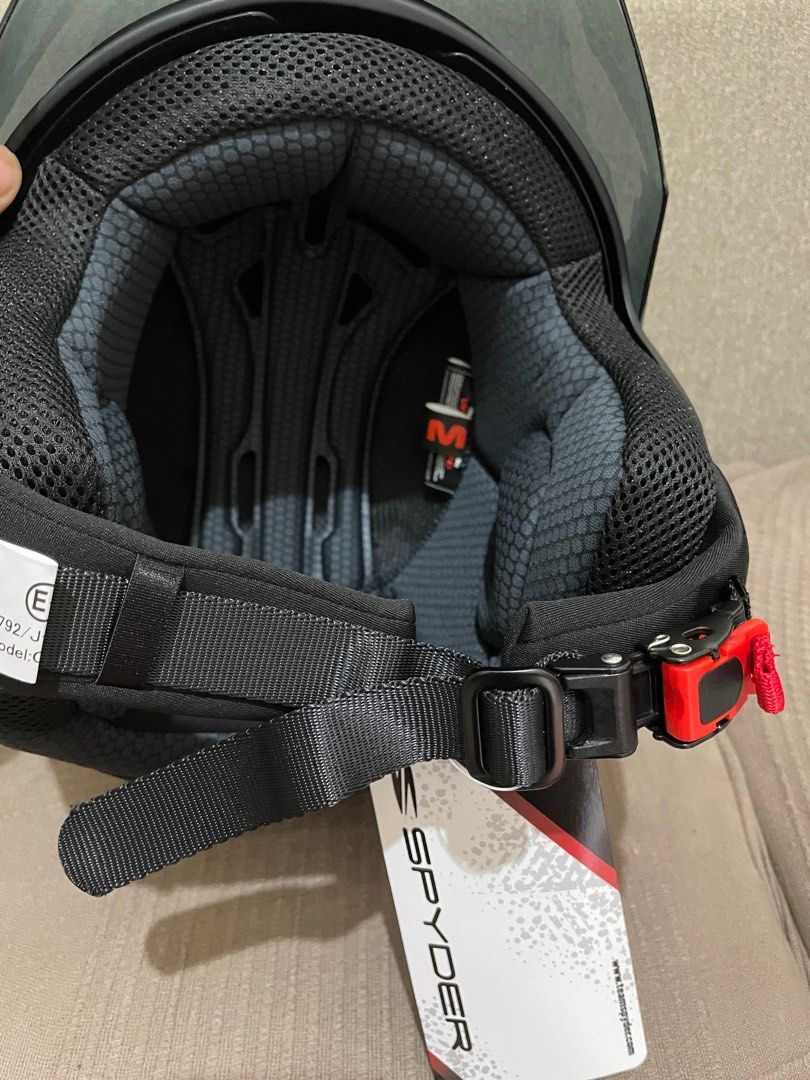 Spyder Zylon Med Size on Carousell