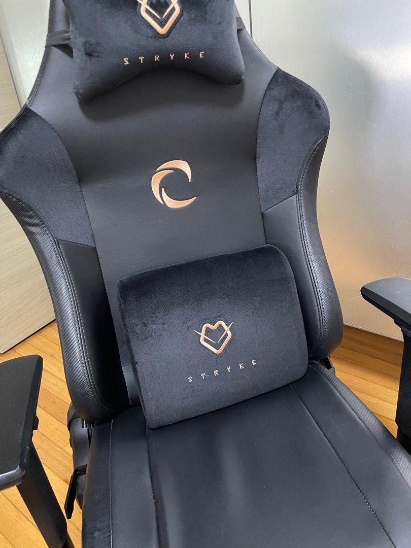 Stryker CYCLONE Ergonomic Gaming Chair (Black), Furniture & Home Living ...
