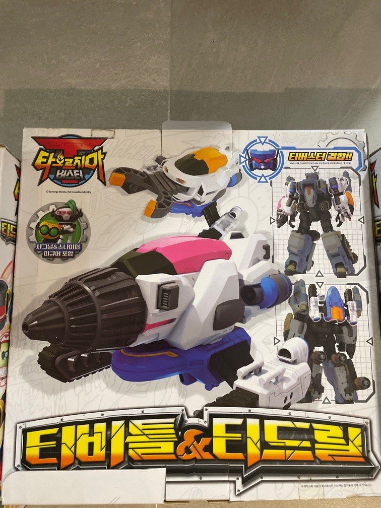 T buster robots, Hobbies & Toys, Toys & Games on Carousell