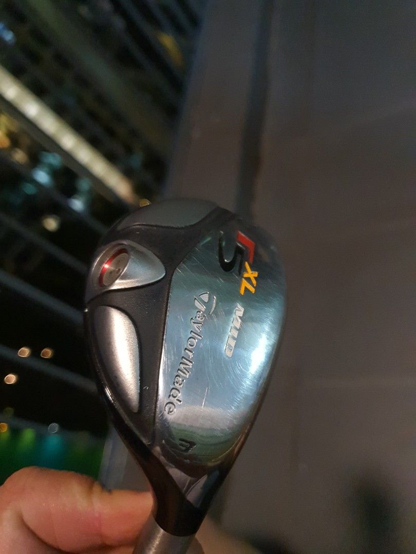 Taylormade r5 xl mid no.3 Hybrid 19 degrees, Sports Equipment, Sports ...