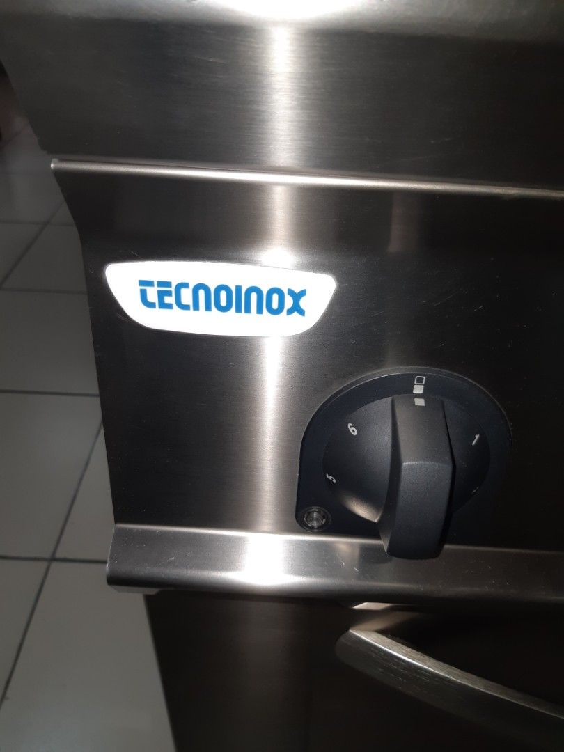 TECNOINOX Original ITALIAN 4 Top Square ELECTRIC Cooker Stove with Oven ...