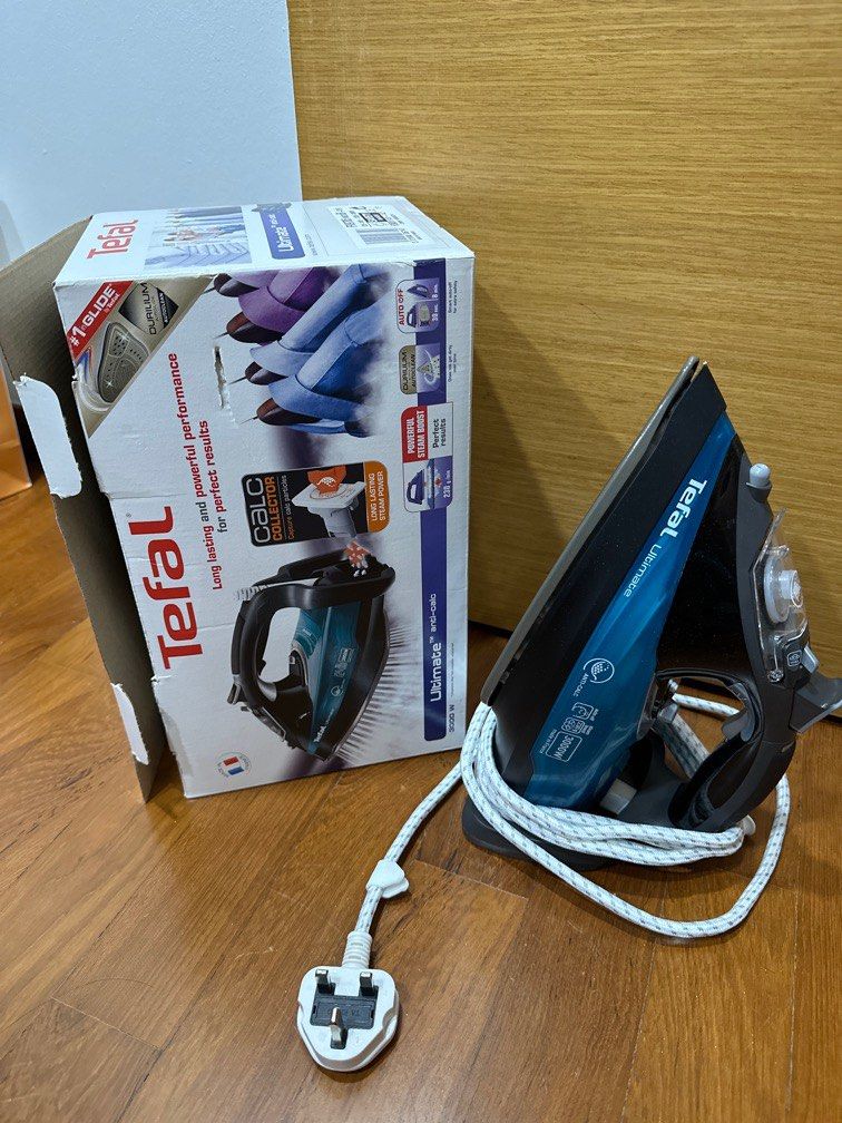 Tefal iron 3000v ultimate anti calc, TV & Home Appliances, Irons ...