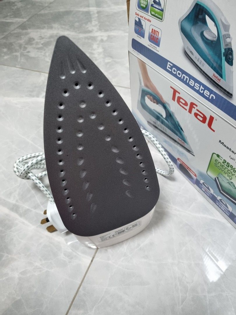 Tefal steam iron, TV & Home Appliances, Irons & Steamers on Carousell