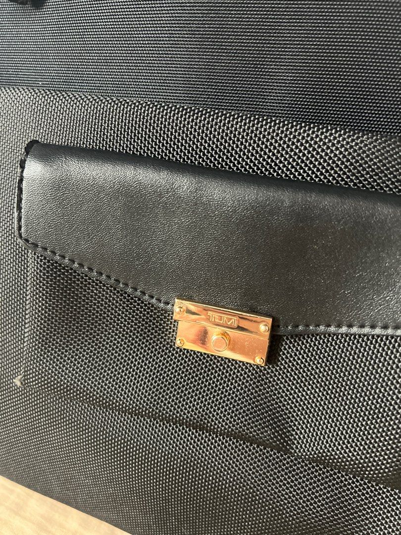 Tumi Larkin Portola on Carousell