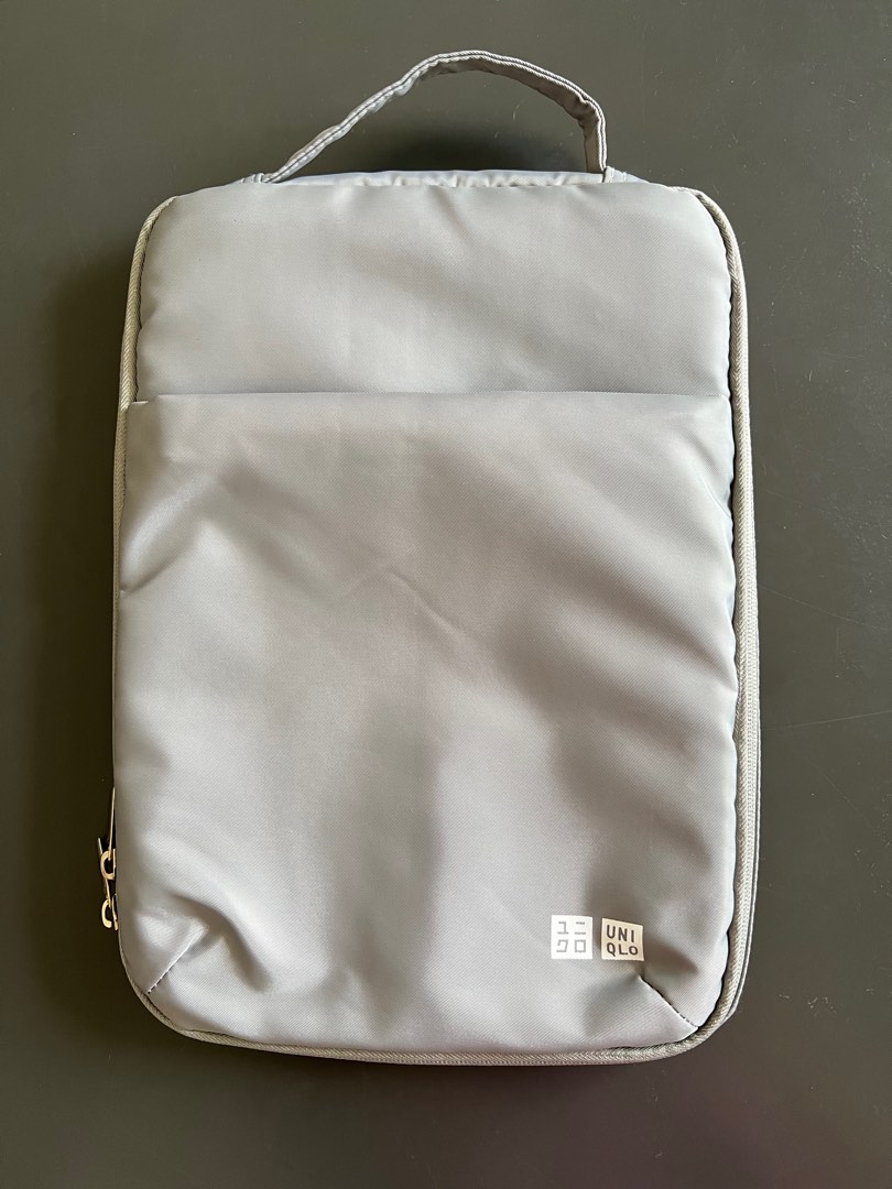 Uniqlo Laptop Bag, Computers & Tech, Parts & Accessories, Laptop Bags ...