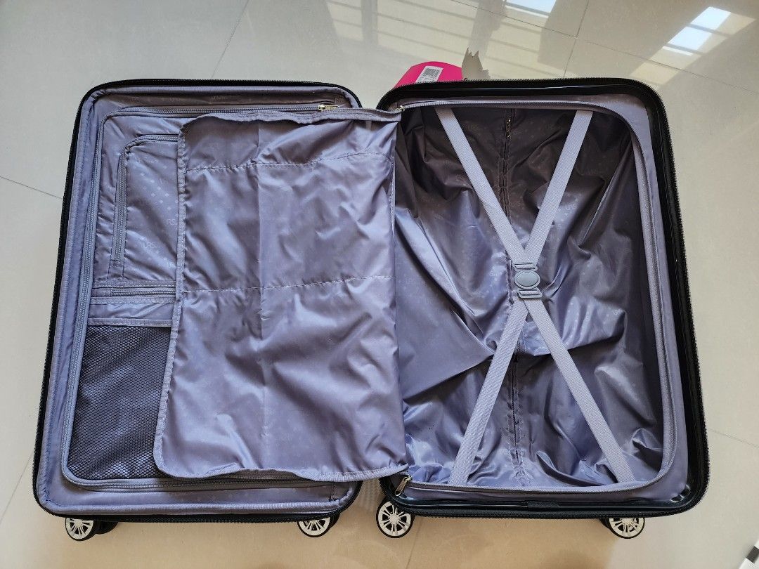 URS Inc luggage, Hobbies & Toys, Travel, Luggage on Carousell