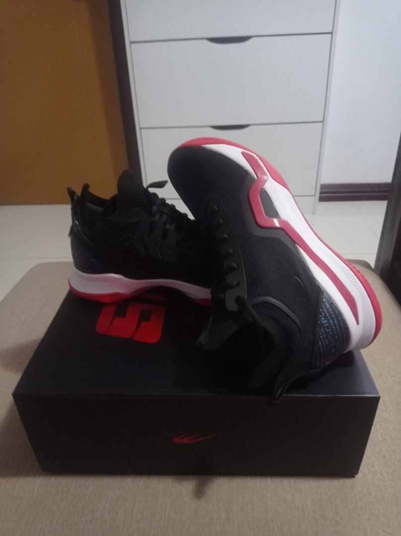 World Balance Scottie 1 Bred on Carousell