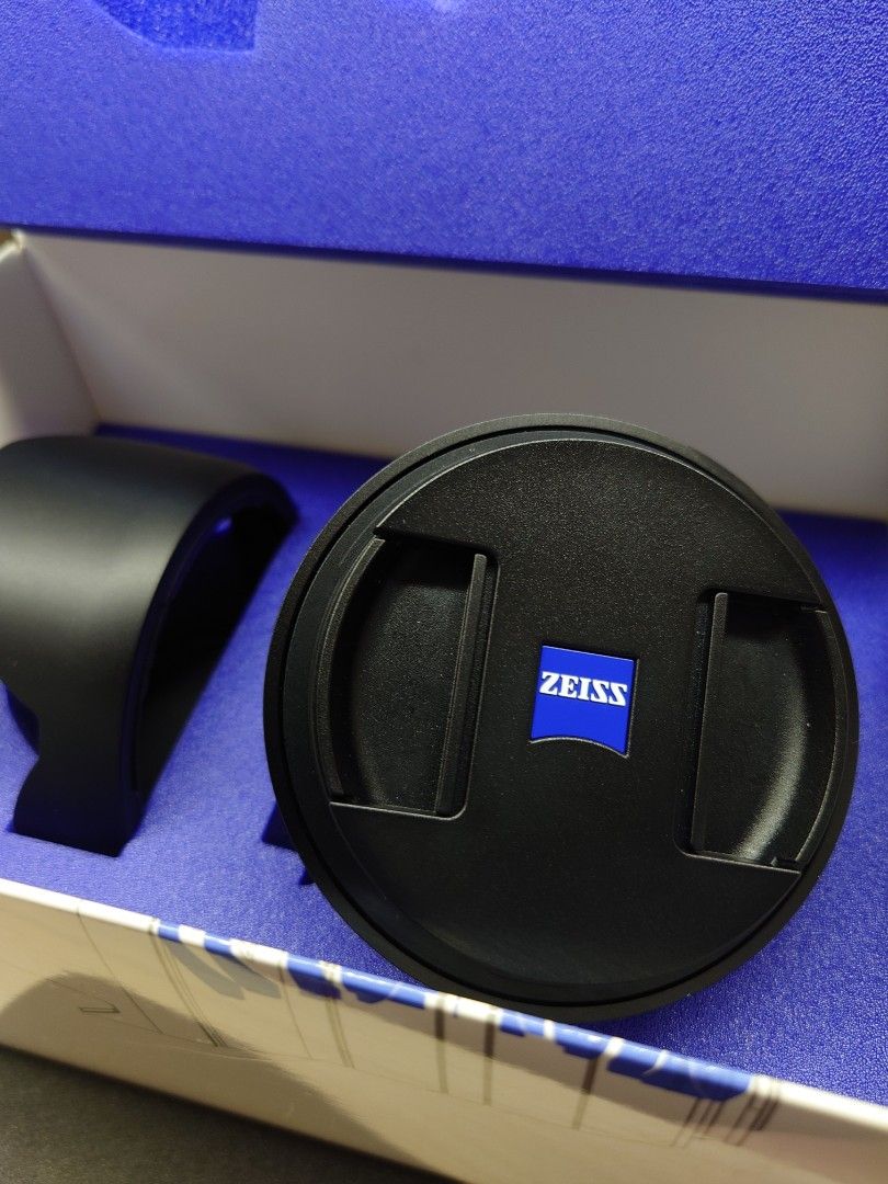 Zeiss Touit 2.8/12mm - X mount, 攝影器材, 鏡頭及裝備 - Carousell