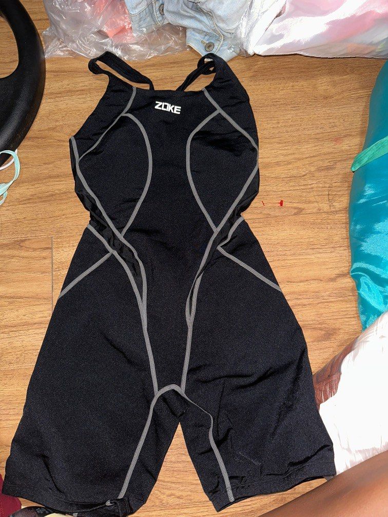 Zoke kneesuit sport swimsuit, Women's Fashion, Swimwear, Bikinis ...