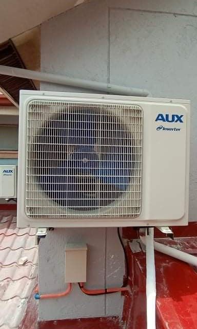 AUX F-SERIES INVERTER SPLIT TYPE AIRCON, TV & Home Appliances, Air ...