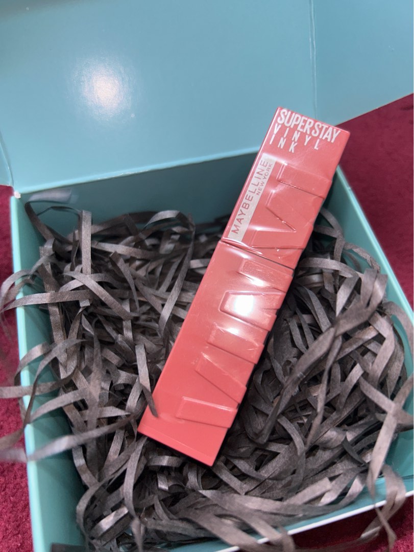 Charmed Makeup Box | Saubhaya Makeup