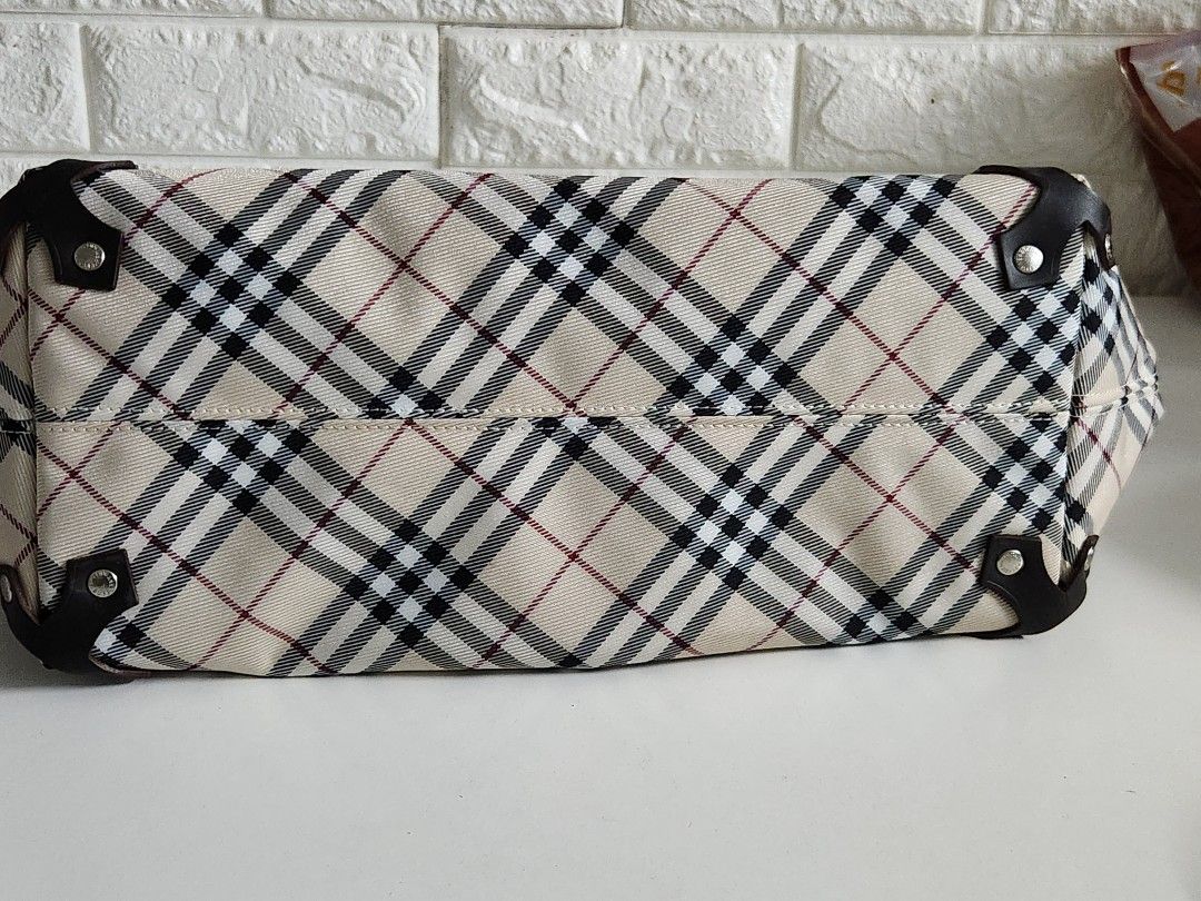 Burberry Blue Label bags, 女裝, 手袋及銀包, 單肩包 - Carousell