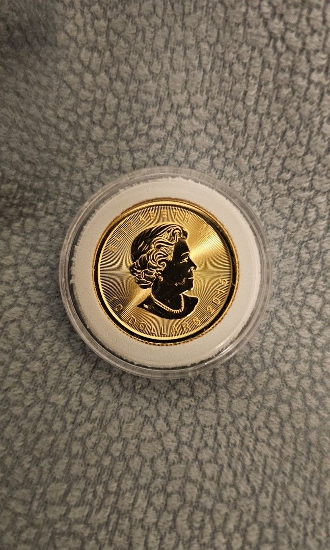 Canadian Maple Leaf 2015 1/4oz Gold Coin, Hobbies & Toys, Collectibles ...