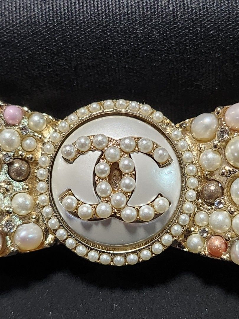 Chanel Bow Brooch, Luxury, Accessories on Carousell