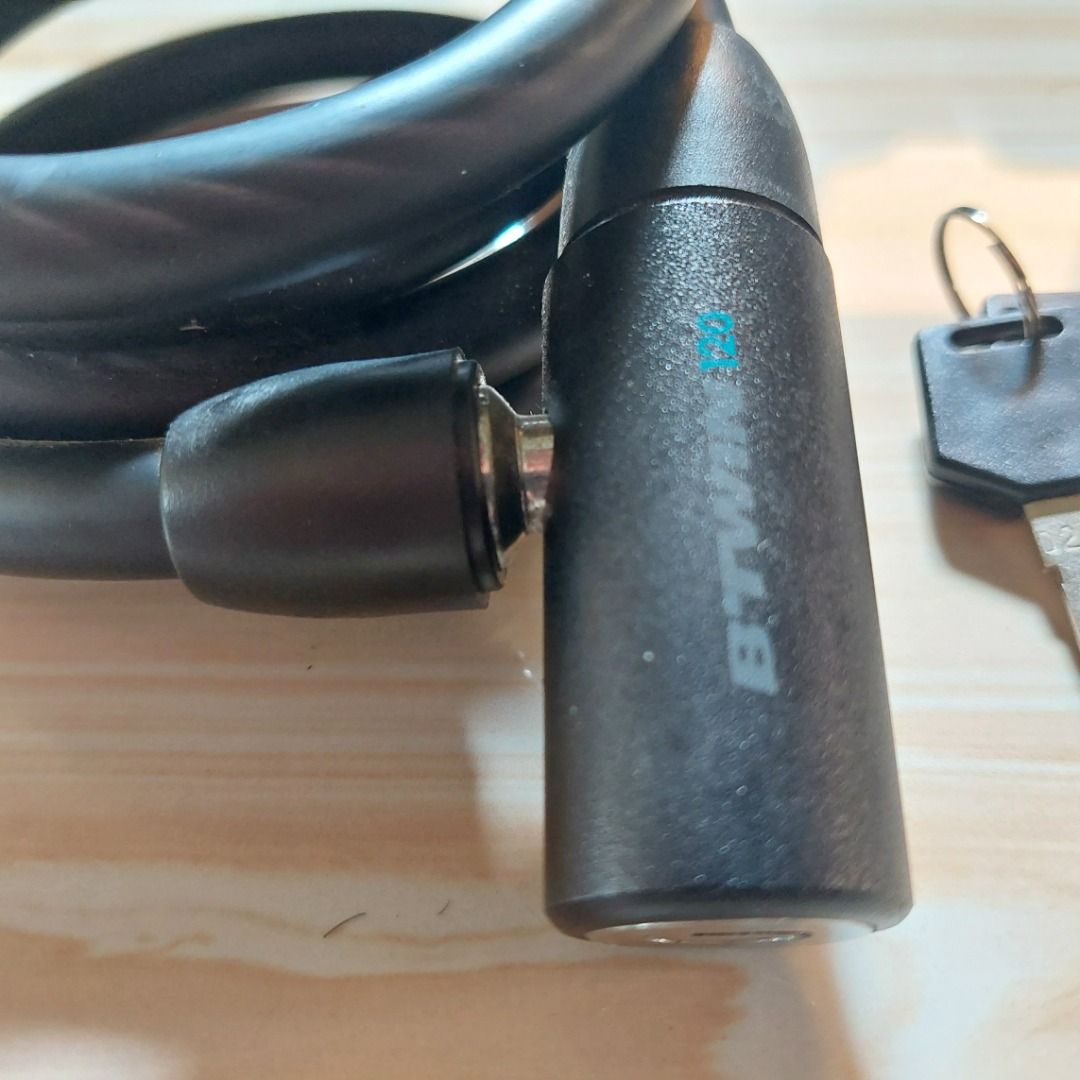 Decathlon Bike Cable Lock Elops 120 with Keys Btwin on Carousell