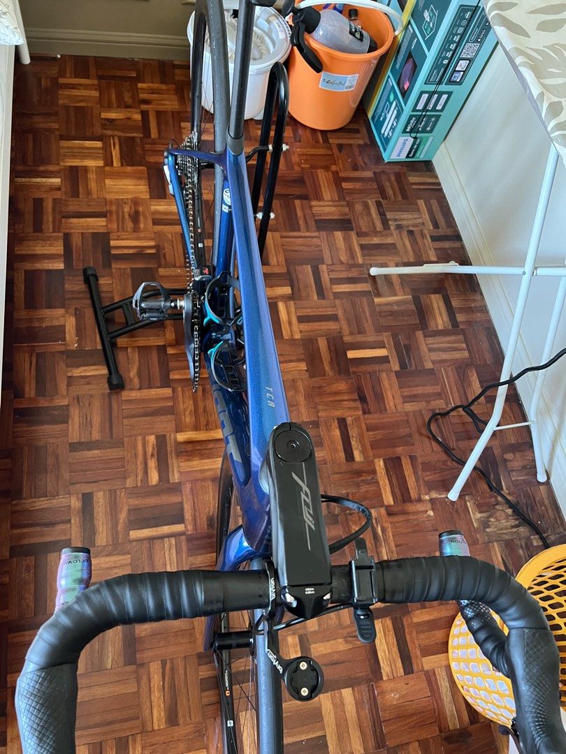 Giant TCR Adv Pro 0, Sports Equipment, Bicycles & Parts, Bicycles on Carousell