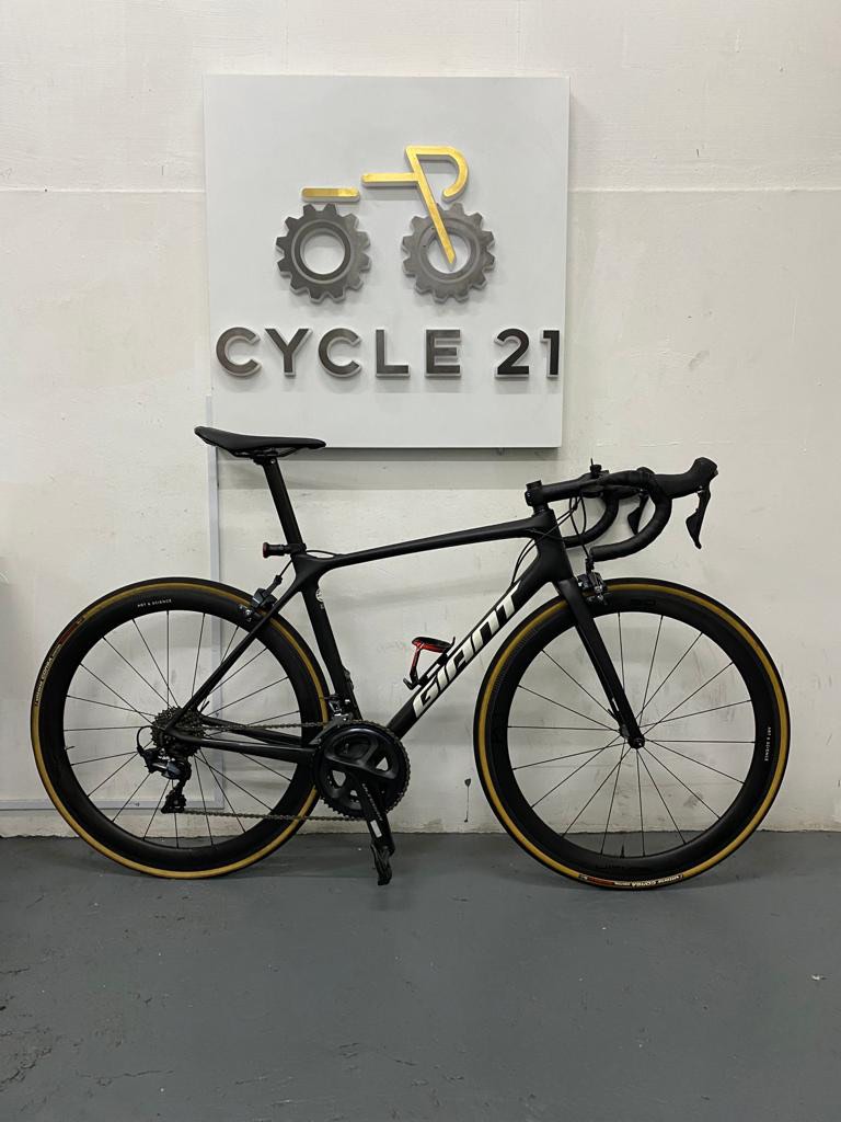 GIANT TCR ADVANCED PRO COMPACT WITH SHIMANO ULTEGRA R8000 FULL GROUPSET ...