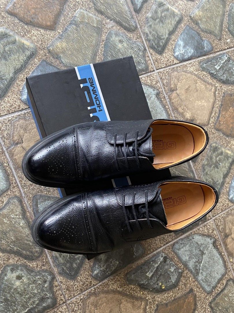 Gibi Black shoes, Men's Fashion, Footwear, Casual Shoes on Carousell