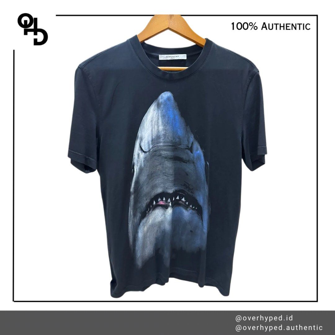 Givenchy Shark Tee, Fesyen Pria, Pakaian , Atasan di Carousell