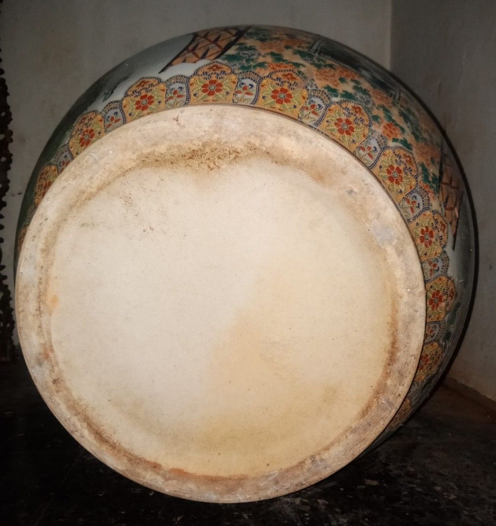 Guci porselen, Antik, Lainnya di Carousell