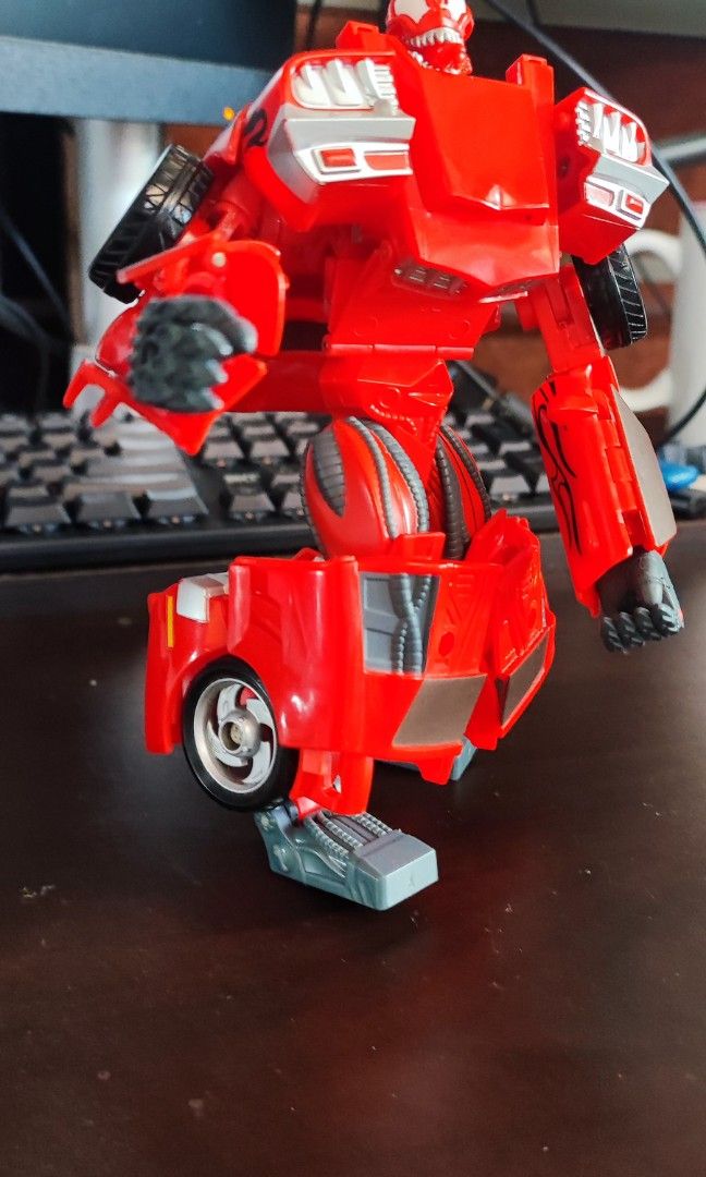 Hasbro Marvel Transformers Crossover, Hobbies & Toys, Toys & Games on ...