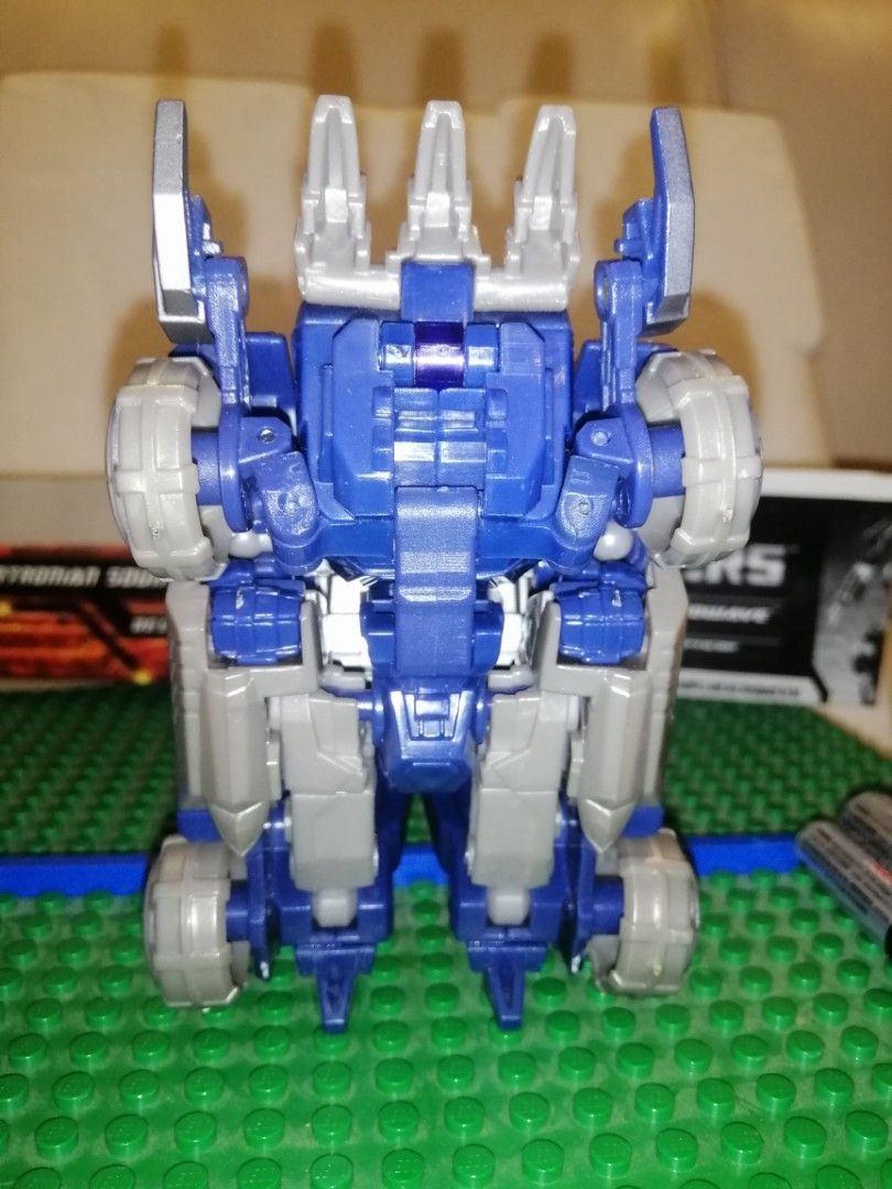 Hasbro Transformers TF Deluxe Cybertronian Soundwave (Complete, As New ...
