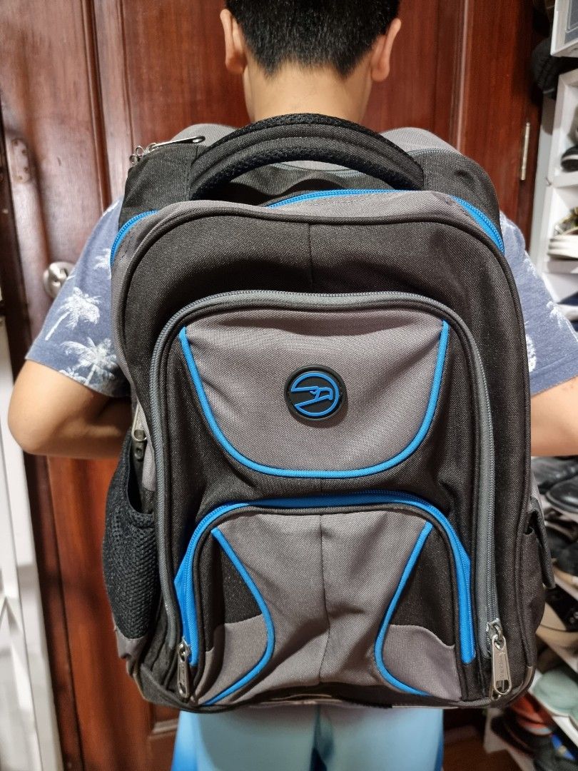 Hawk Trolley To Backpack for Mid to High School on Carousell