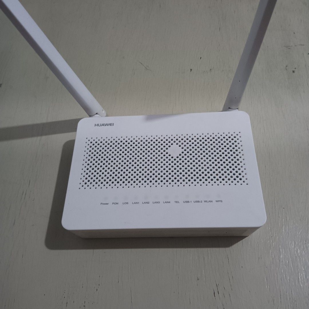 Huawei Router With Power Adapter Computers And Tech Parts And Accessories Networking On Carousell