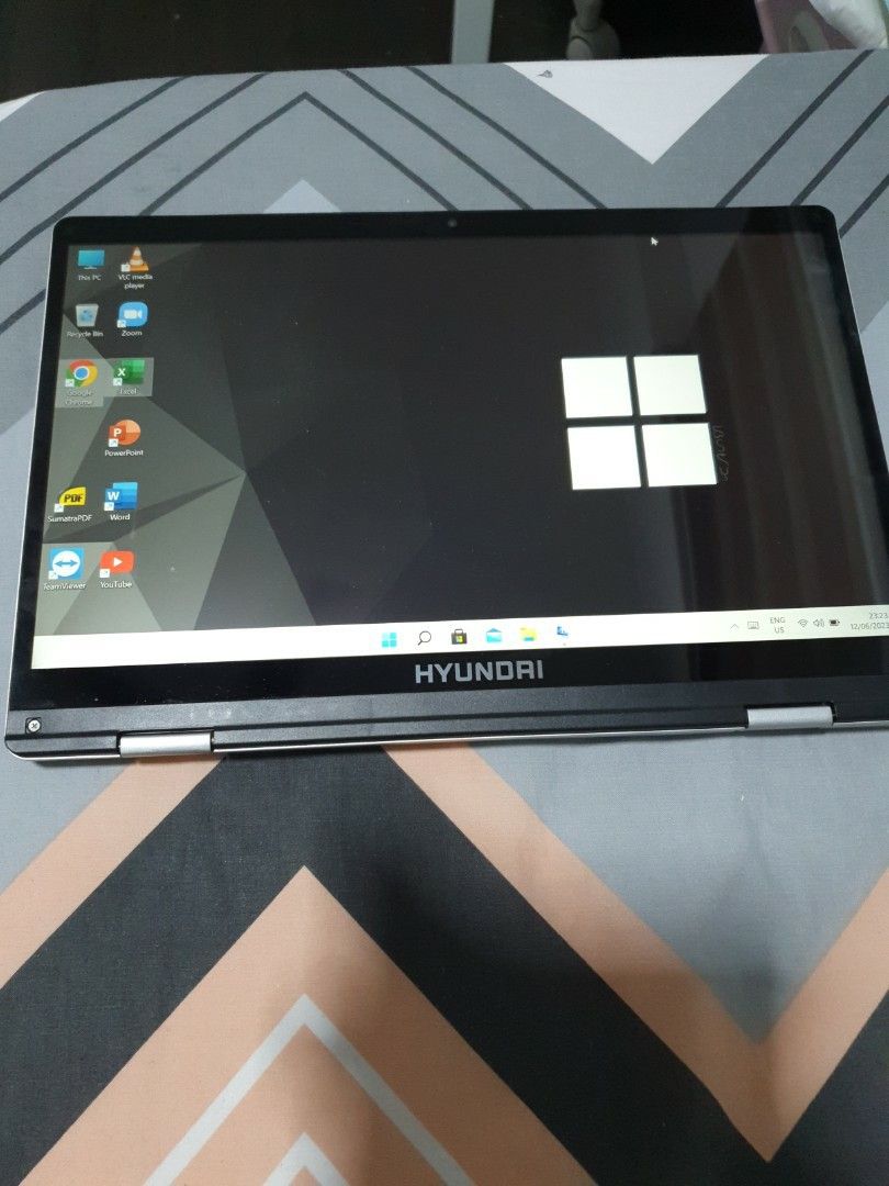 Hyundai foldable laptop, Computers & Tech, Laptops & Notebooks on Carousell