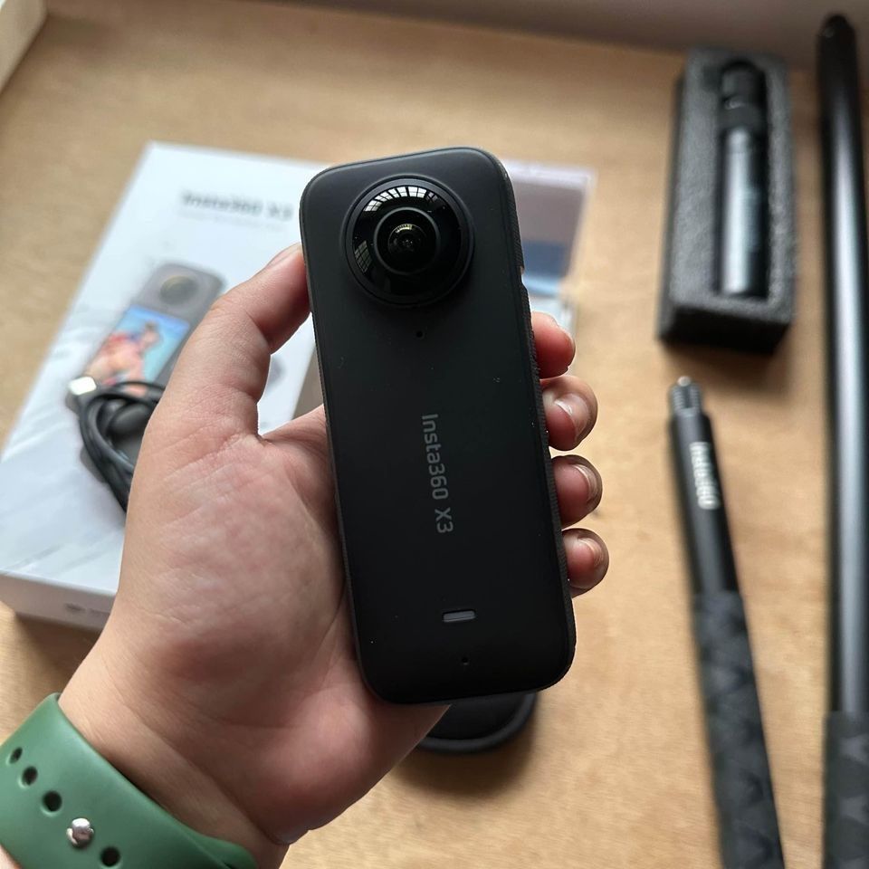 Insta360 X3 with Bullet Time Kit, Photography, Video Cameras on Carousell