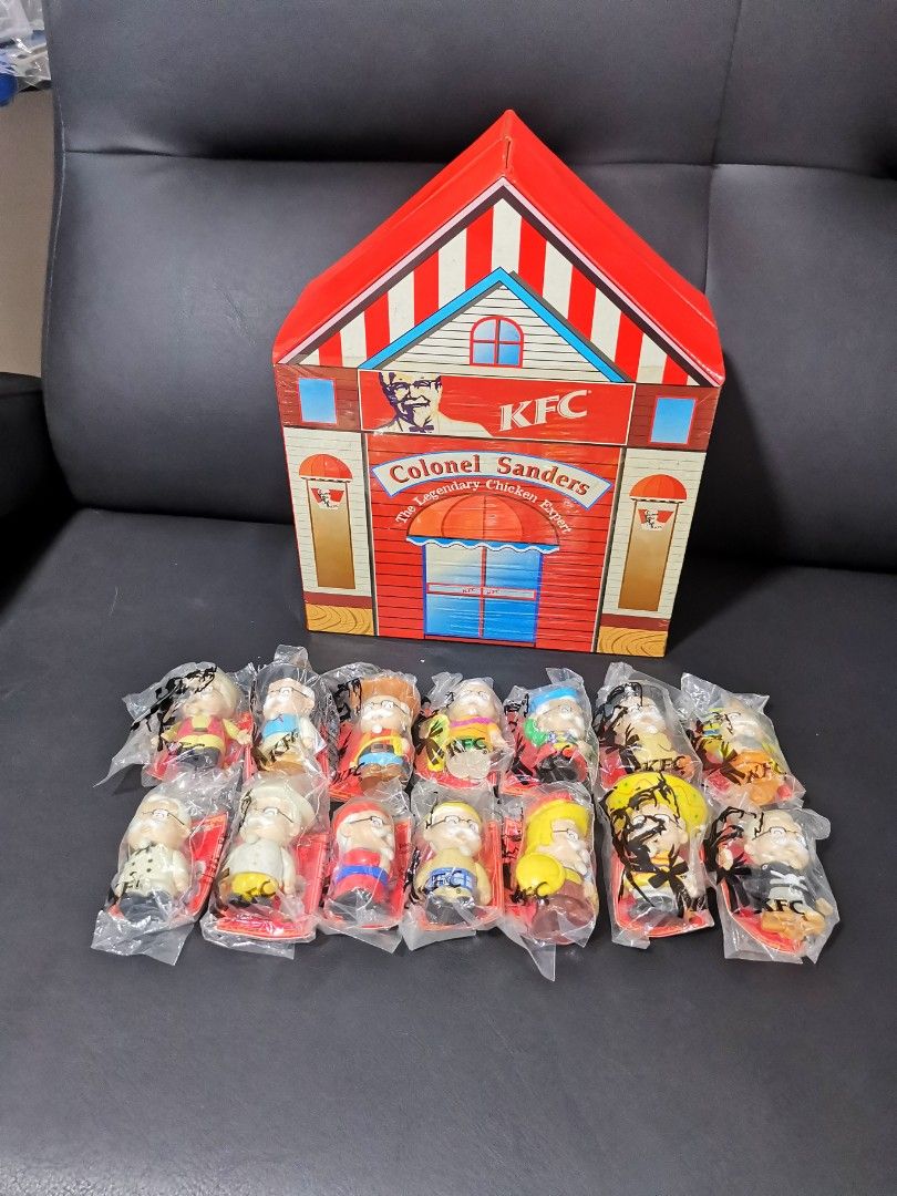 KFC Colonel Sanders around the world toy figurines set + display box ...