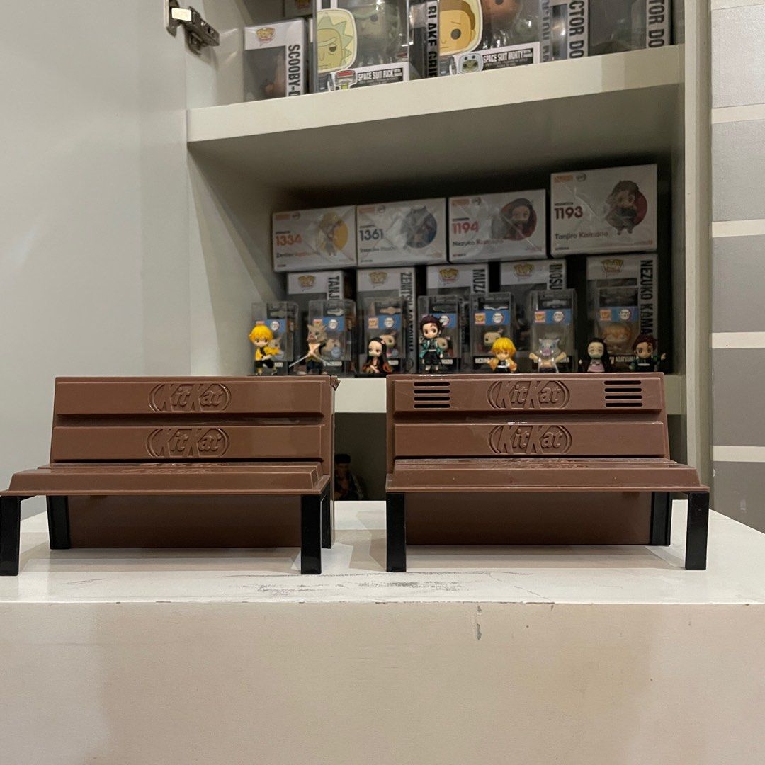 KitKat Bench Display, Hobbies & Toys, Toys & Games on Carousell