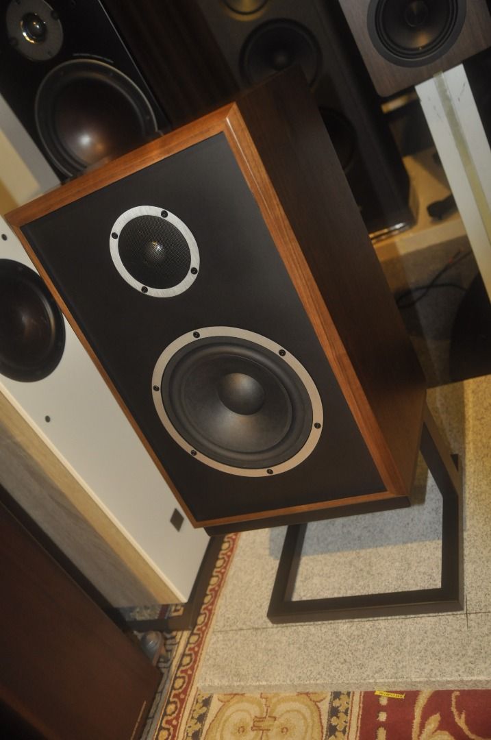 KLH Audio Model Three - Bookshelf Speaker - 10 Years warranty, Audio ...