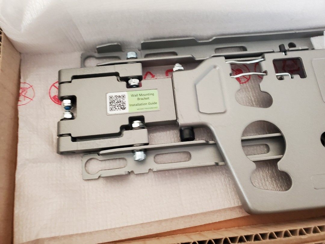 LG TV Wall mount bracket Zero Gap Flush Fit, TV & Home Appliances, TV ...