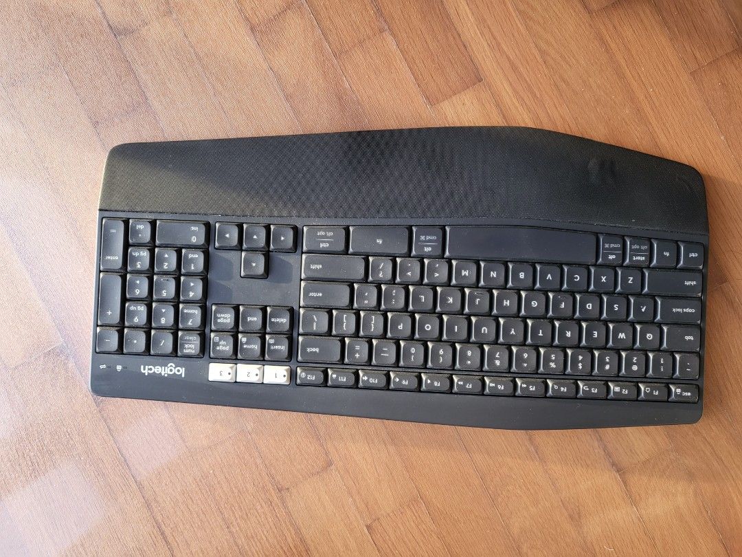 Logitech Wireless Keyboard Multipoint K850, Computers & Tech, Parts ...