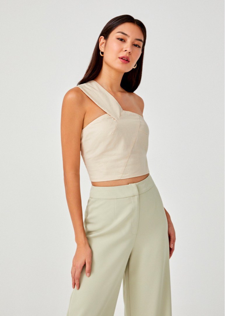 love bonito dixie toga crop top, Women's Fashion, Tops, Blouses on ...