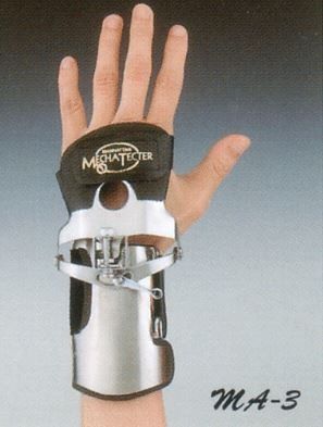 Mechatecter Bowling Guard 保齡球 護腕 MA-3 右手, 運動產品, 運動與體育, 運動與體育 - 球拍和球類運動 - Carousell