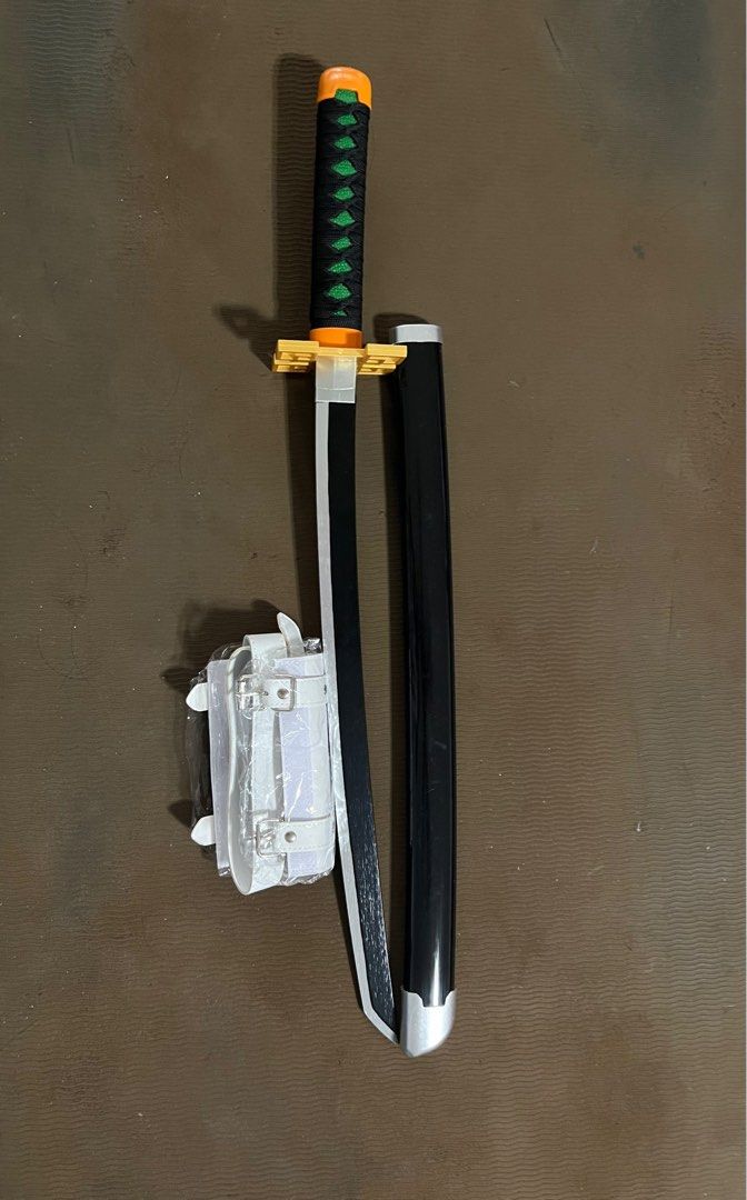 Muichiro Tokito Wooden Sword & Sword Belt - Demon slayer, Hobbies ...