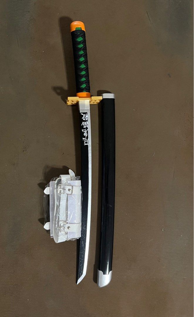 Muichiro Tokito Wooden Sword & Sword Belt - Demon slayer, Hobbies ...