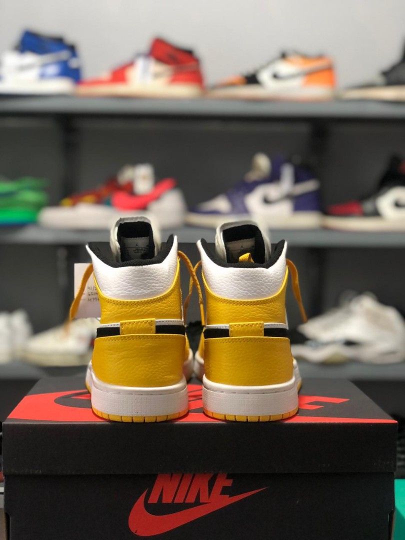 Nike Air Jordan 1 Mid Lakers SE, Fesyen Pria, Sepatu , Sneakers di ...