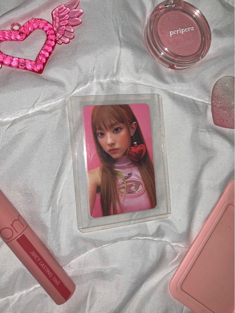 official newjeans haerin photocard, Hobbies & Toys, Memorabilia ...