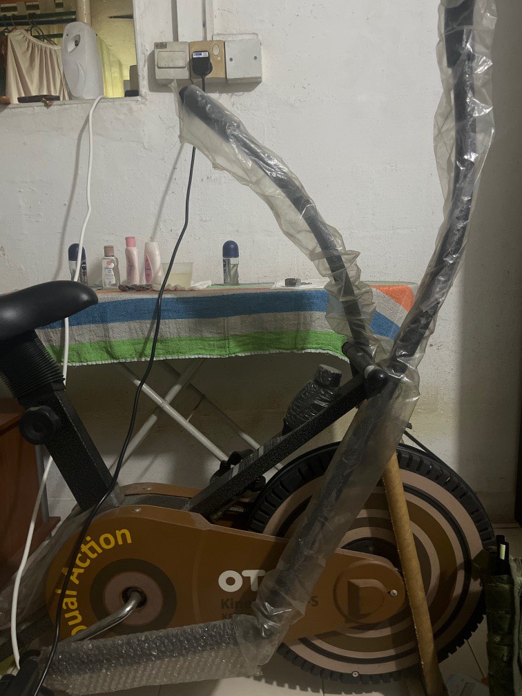 OTO dual action stationary bike, Sports Equipment, Exercise & Fitness ...