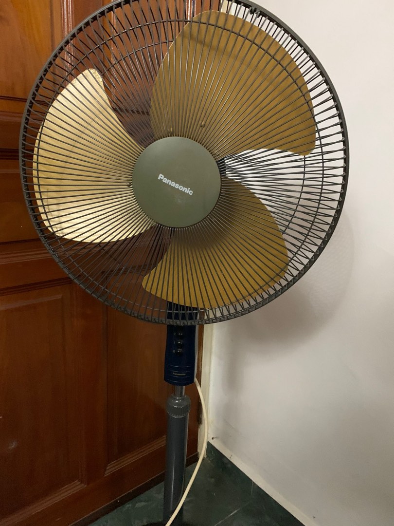 Panasonic Stand Fan 16" F-407YS, Furniture & Home Living, Lighting ...